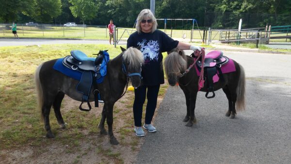 The Farm To Heart – Pony Rides and Portable Petting Zoo in Connecticut ...